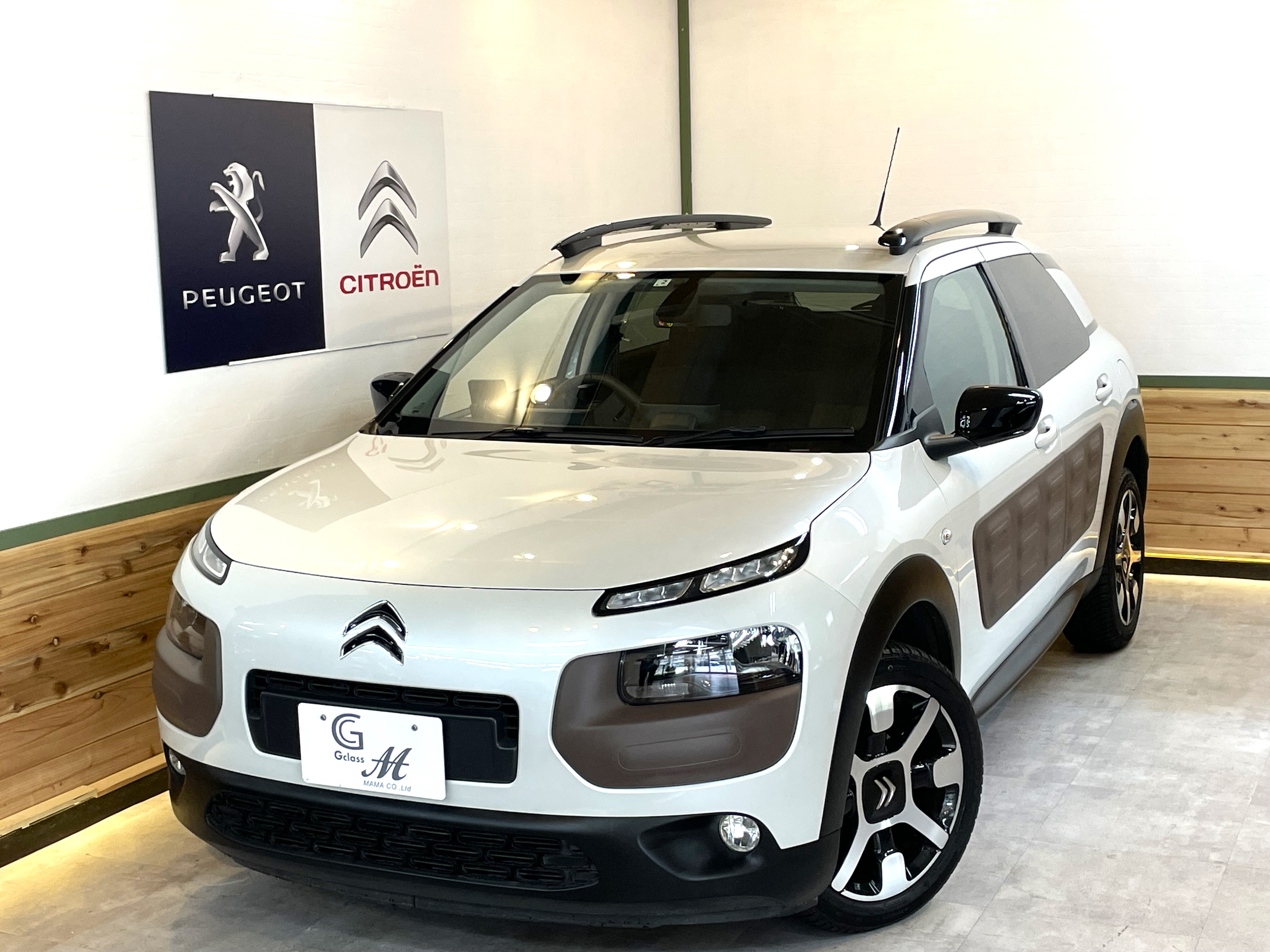 C4 カクタス ベースグレード | 中古車ならプジョー•シトロエン専門店 株式会社MAMA